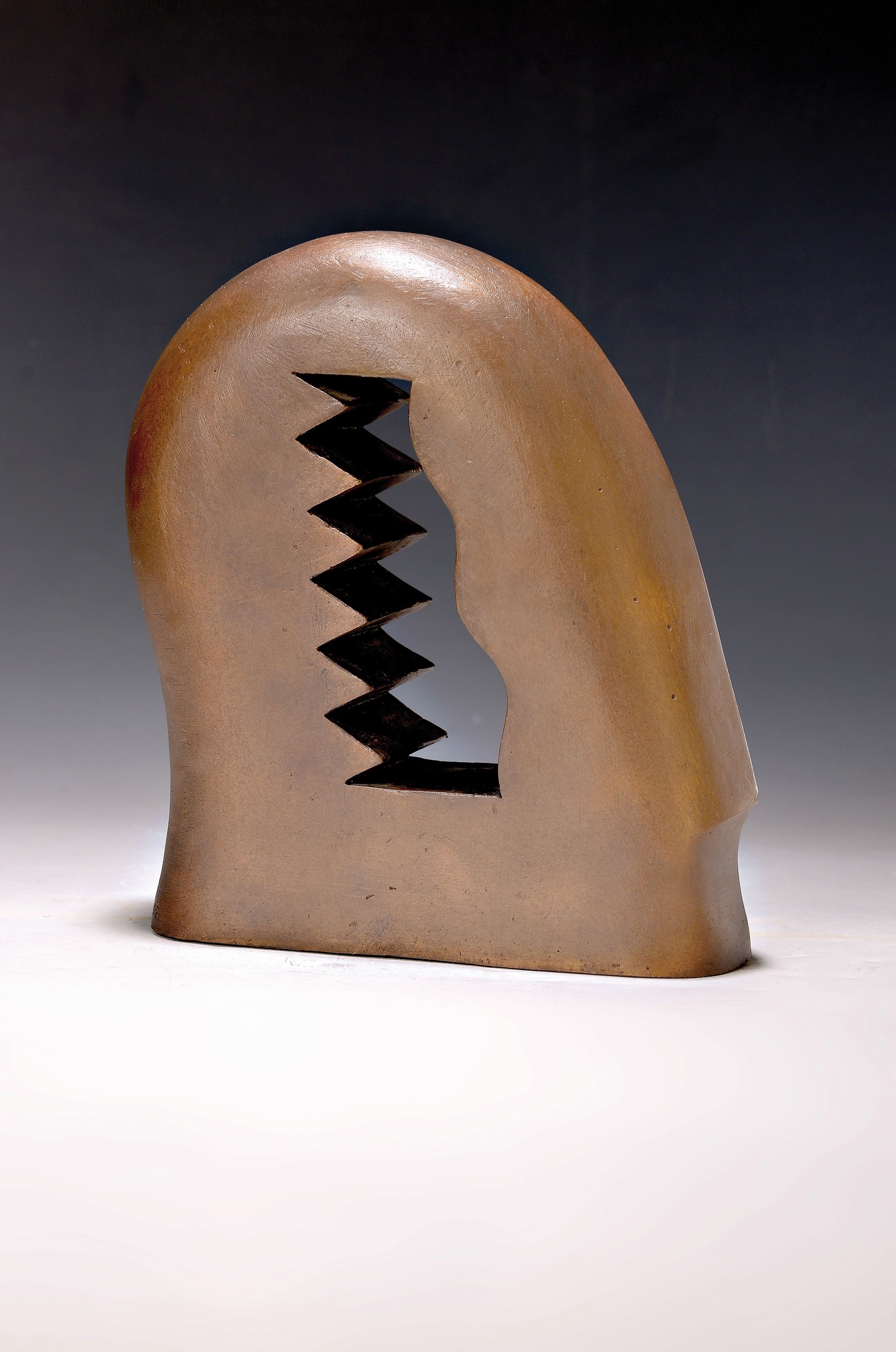 Hans Otto | Head sculpture with harmonious and aggressive elements (98 ...