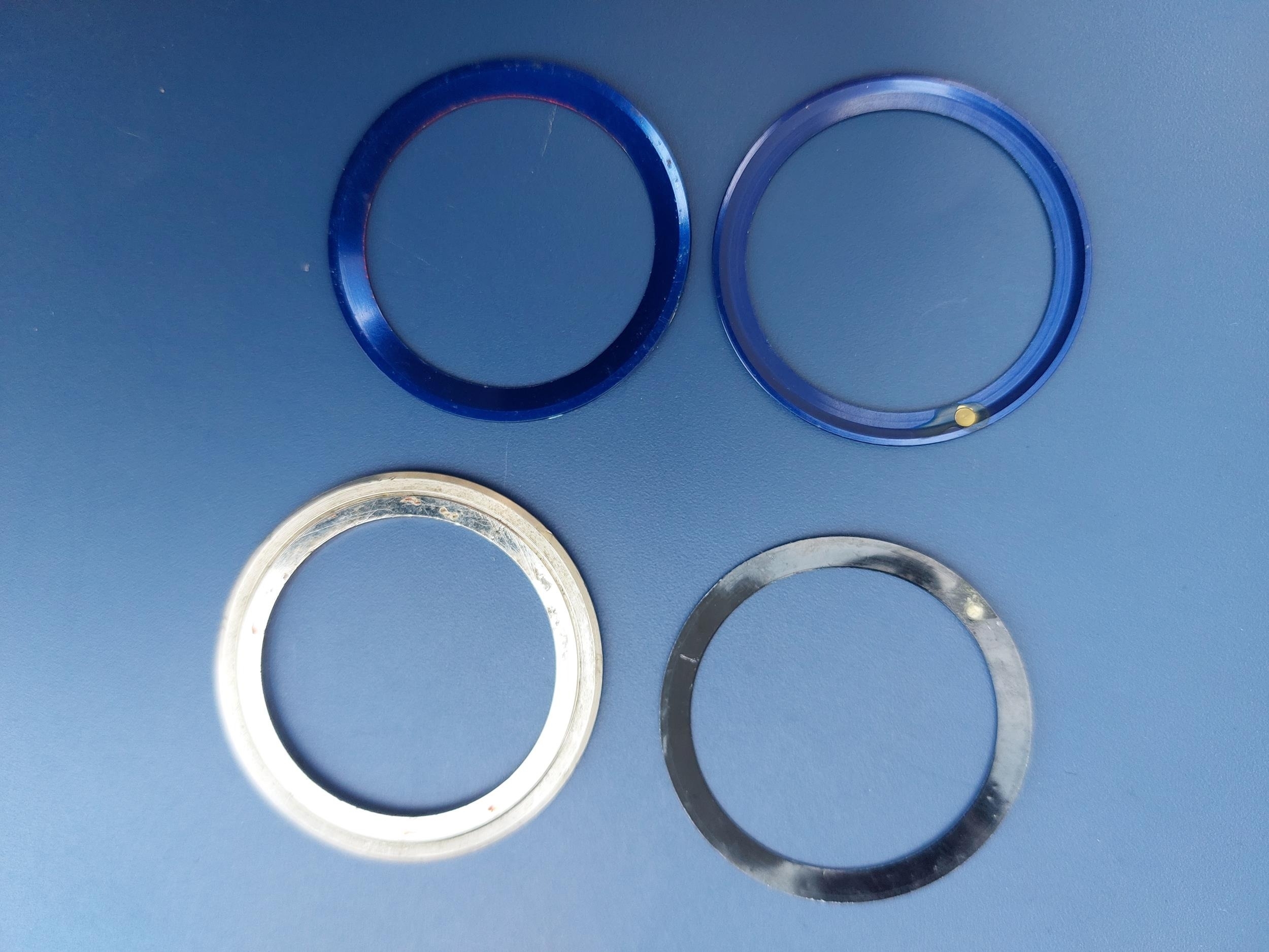 Rolex | A Rolex Pepsi bezel insert GMT 1675 (1675) | MutualArt