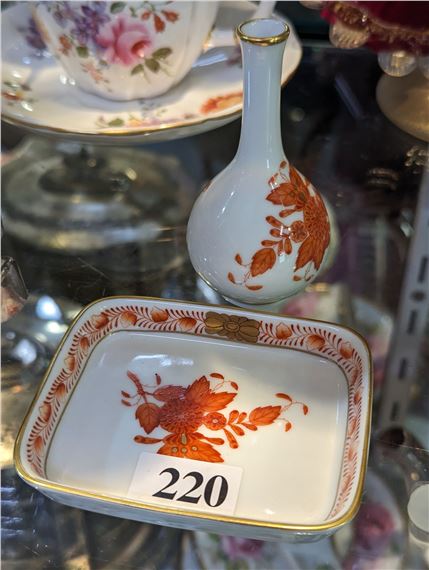 Herend Porcelain Factory | HEREND PORCELAIN | MutualArt