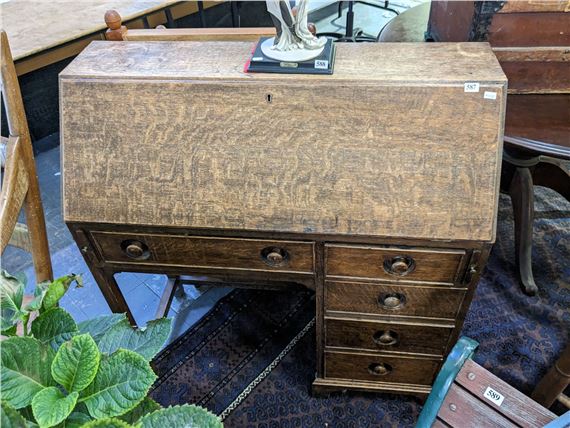 Front | ENGLISH OAK DESK | MutualArt