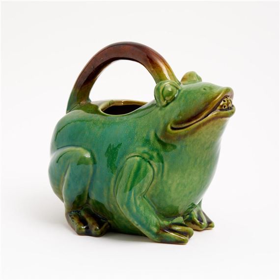 Green | A GREEN MAJOLICA GLAZED FROG JUG H.23CM | MutualArt