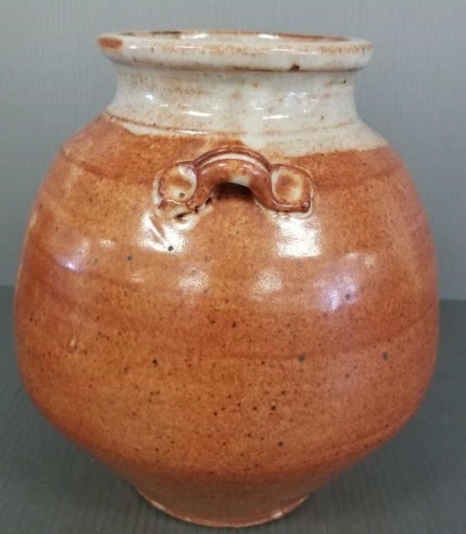 Warren MacKenzie | Warren MacKenzie bulbous handled vase | MutualArt