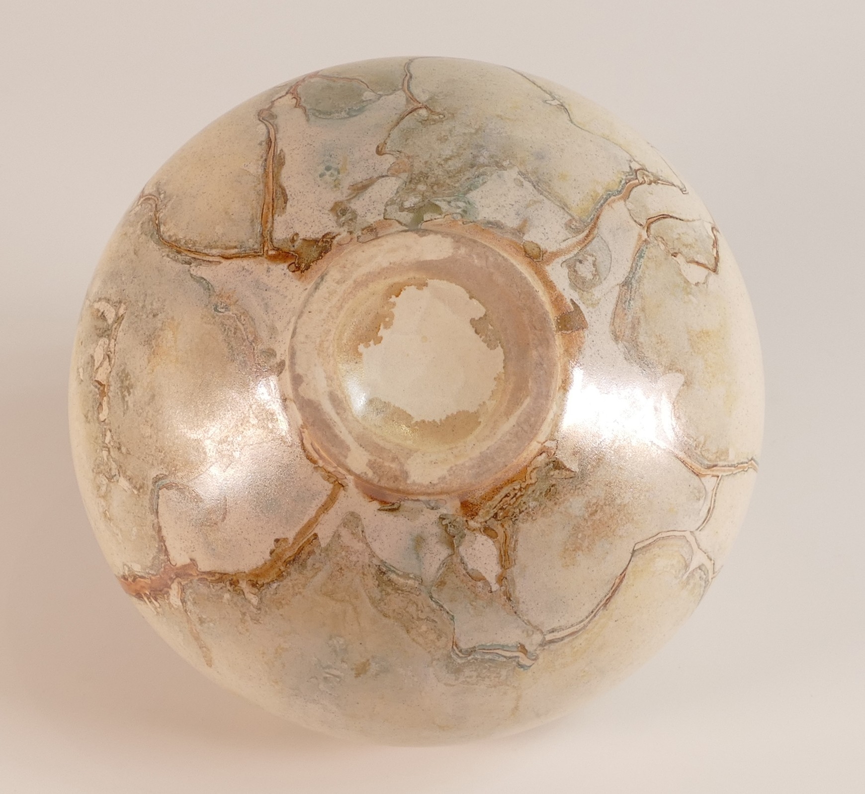 Tony Laverick | Tony Laverick studio pottery squat vase | MutualArt