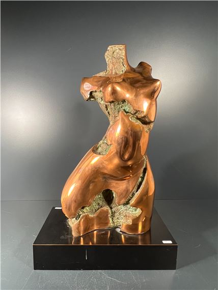 José Guerra | Buste de femme (1983) | MutualArt