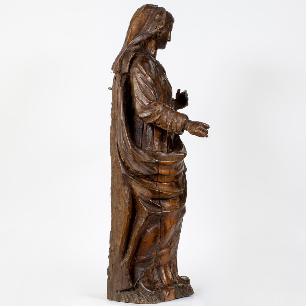 French School, 18th Century | Antique statue depicting the Mother of ...