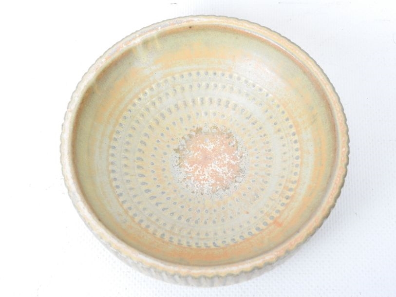 Georges Robin | Circular dish | MutualArt