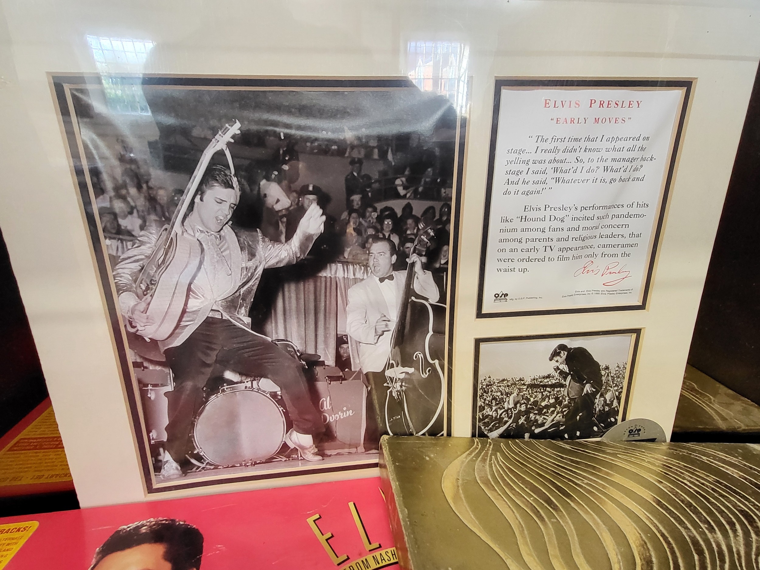 Elvis Presley | Elvis Presley memorabilia including Elvis five CD set ...