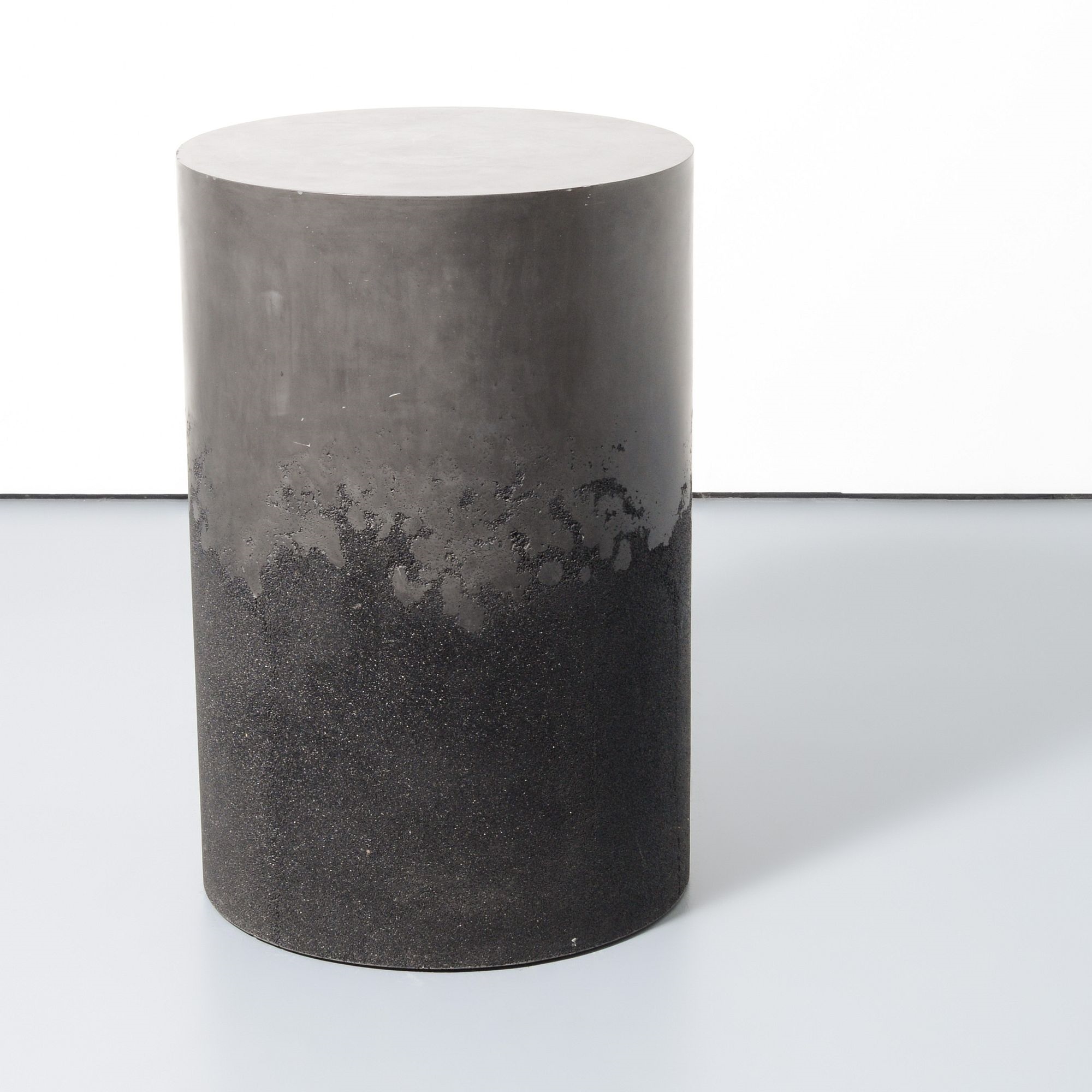 Fernando Mastrangelo | Fernando Mastrangelo Pedestal / Table | MutualArt