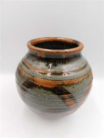 Alan Ward | Alan Ward Studio pottery vase | MutualArt