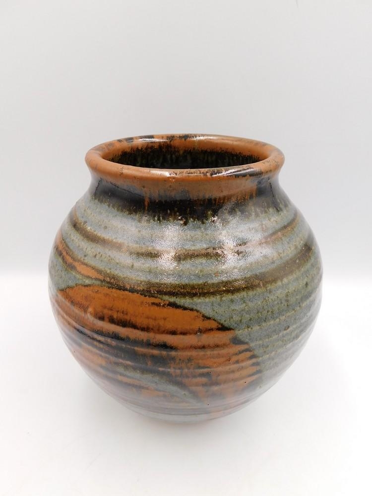 Alan Ward | Alan Ward Studio pottery vase | MutualArt