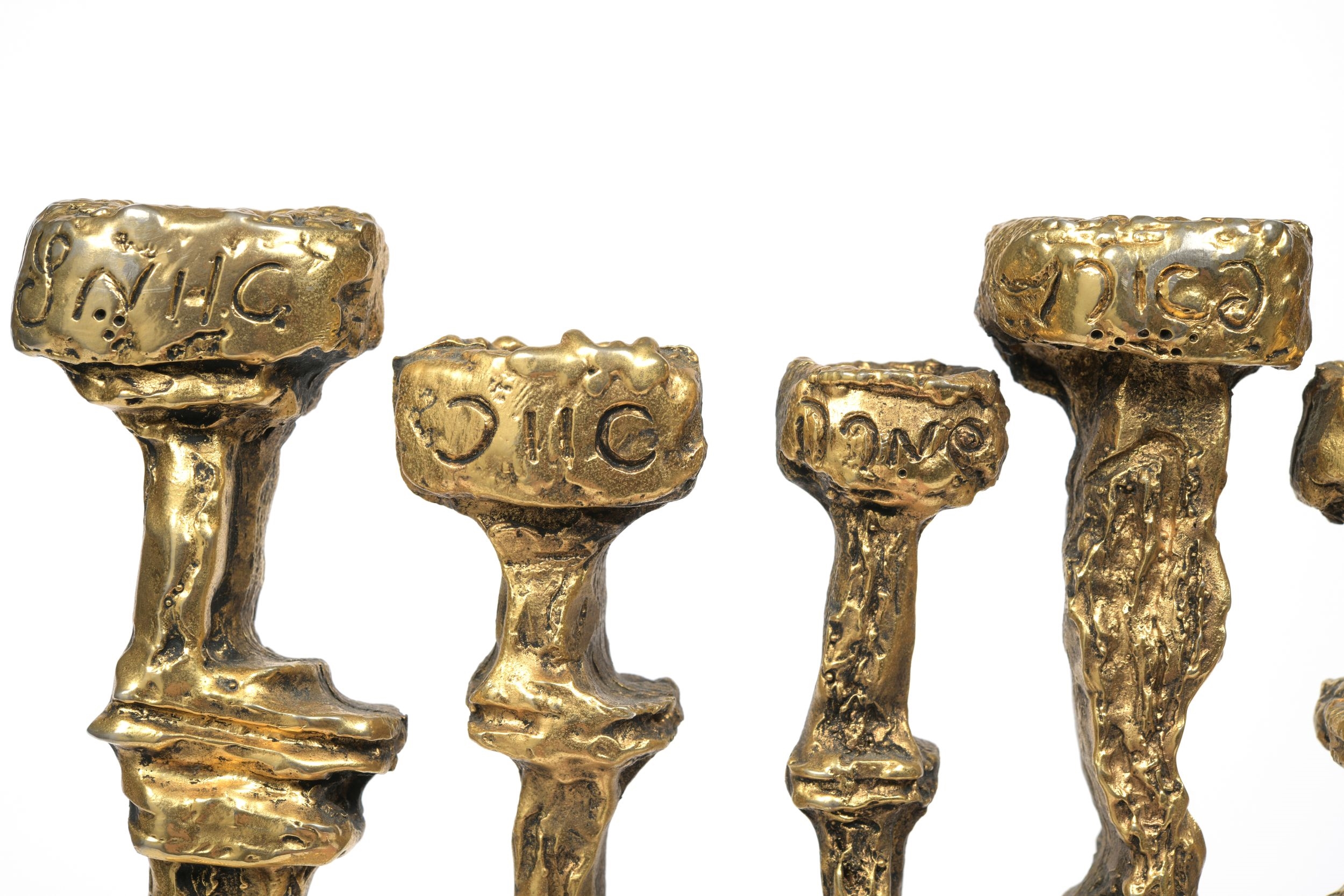 Salvador Dalí | La Menorah ou le Chandelier de la paix | MutualArt