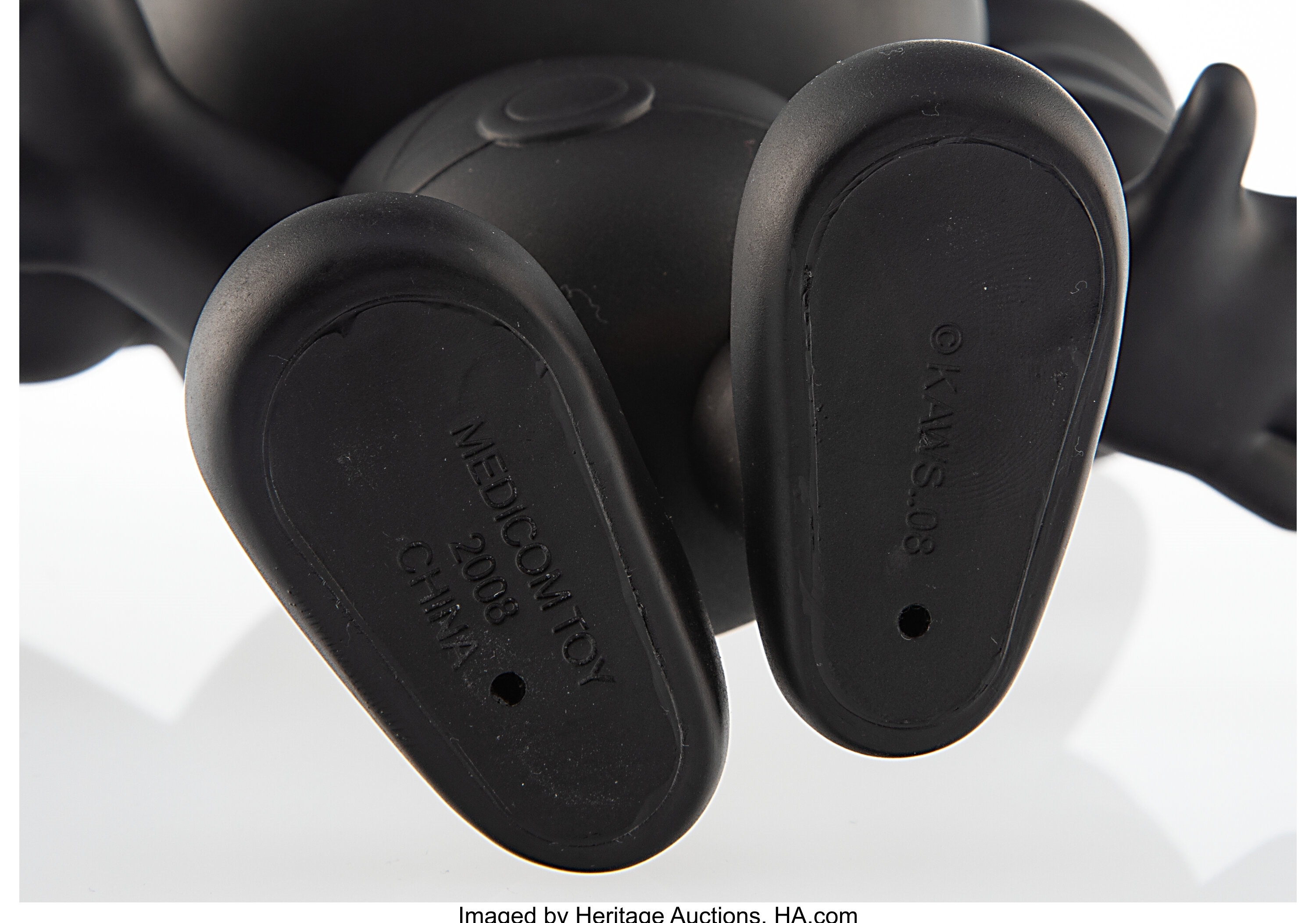 KAWS | JPP Figure (2008) | MutualArt