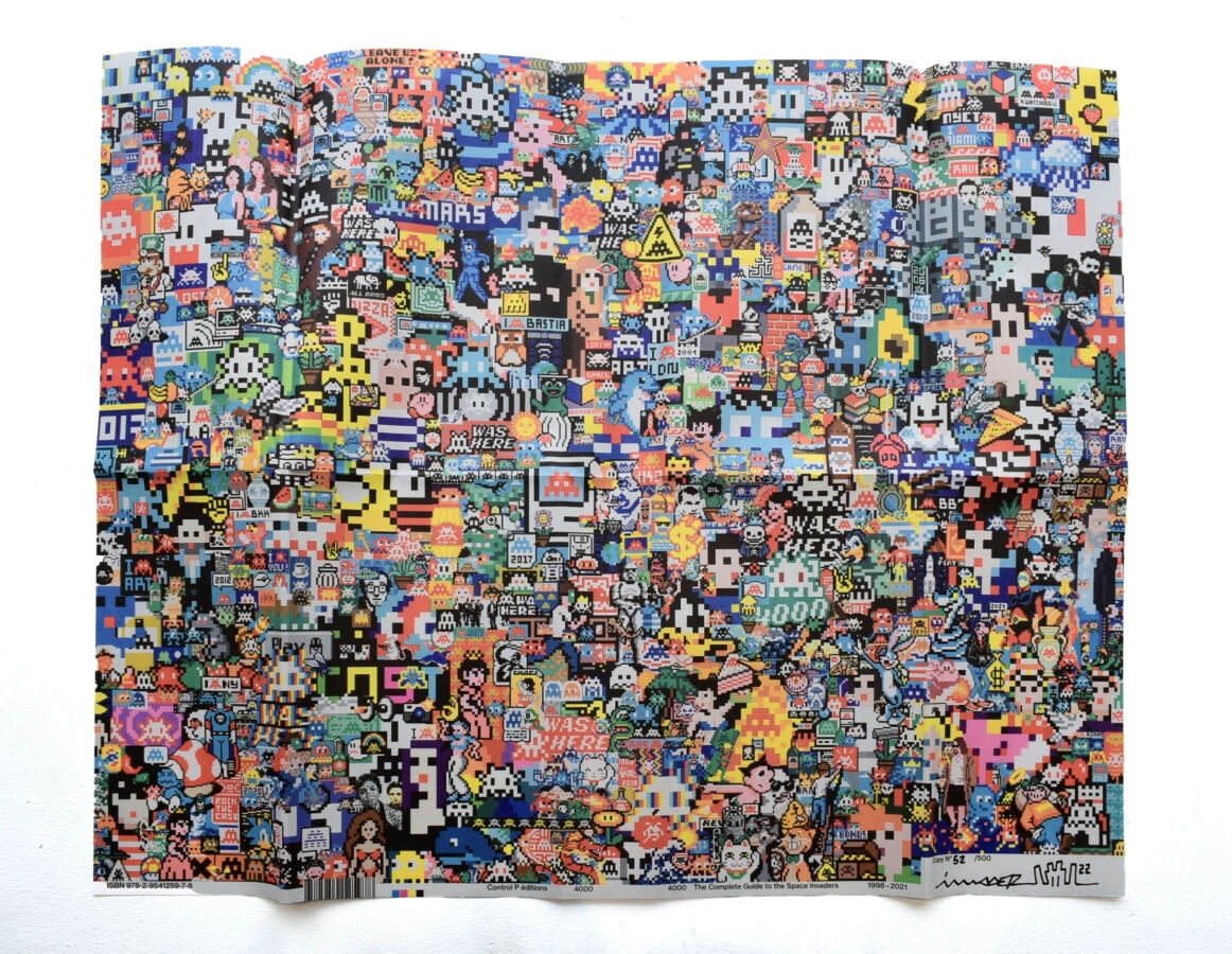 Space Invader | Complete guide to the Space Invaders 1998-200 (1990 ...