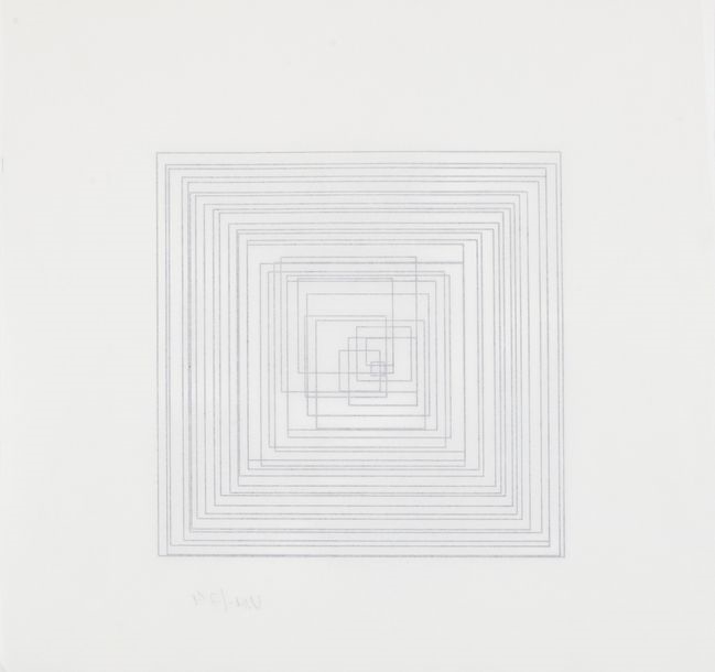 Vera Molnár | Non-concentric square (74) | MutualArt