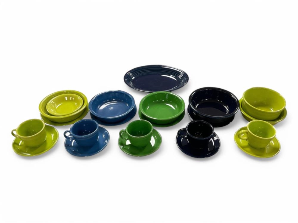 Green | 22 pcs of Fiesta - Plates | MutualArt