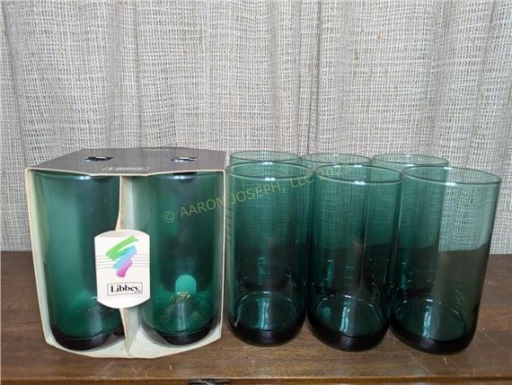 Green | Ten Vintage LIBBY Green 16 oz Cooler Glasses | MutualArt