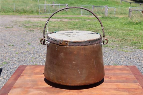 Large | Large antique swing handle pot | MutualArt