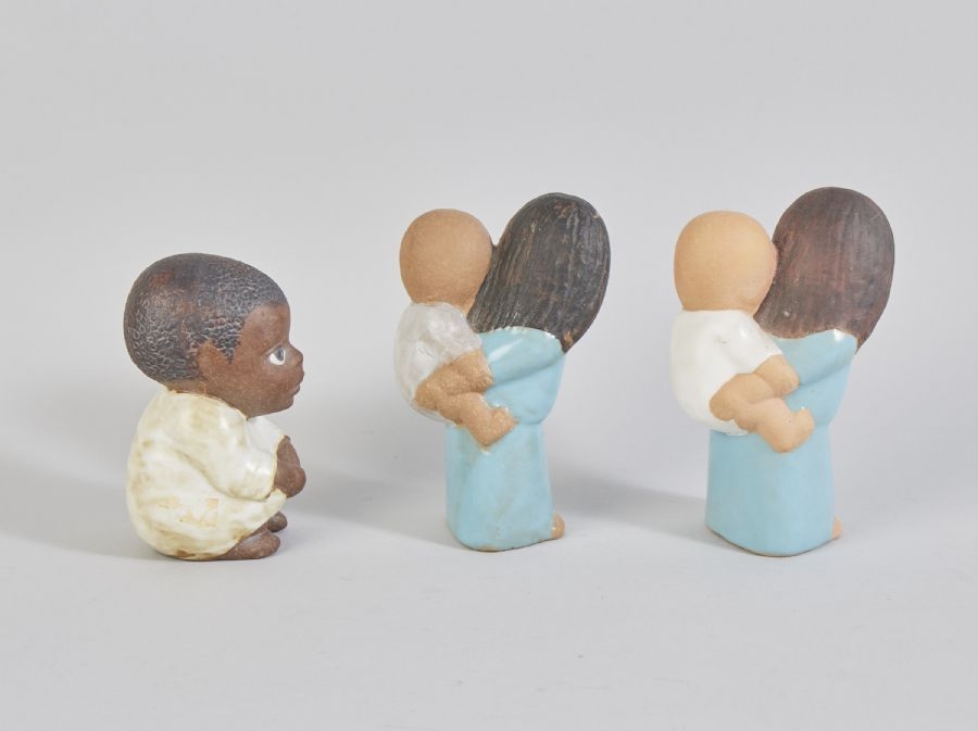 Lisa Larson | 3 pcs | MutualArt