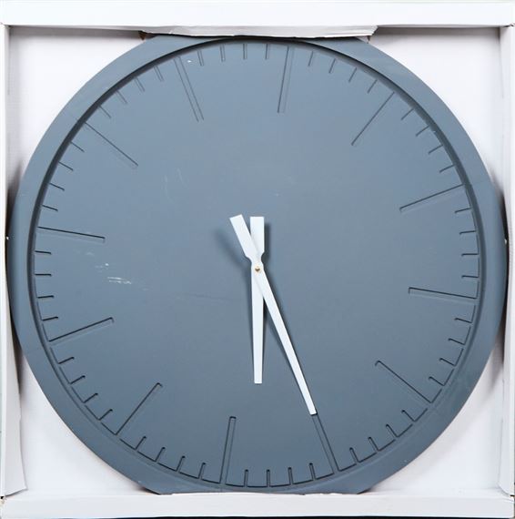 Large | A Large Minimal Wall Clock | MutualArt