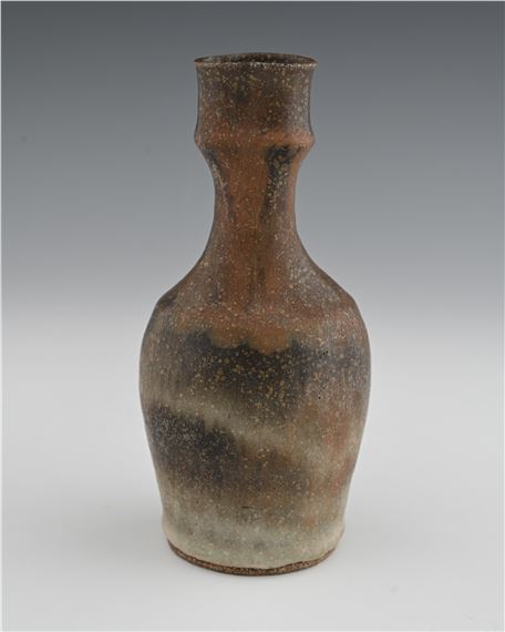 Lucie Rie | a studio pottery vase (Circa 1967) | MutualArt