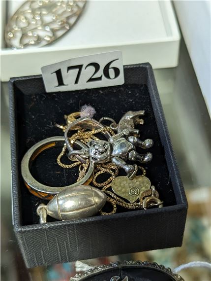Silver | 925 SILVER AND STONE SET JEWELLERY | MutualArt
