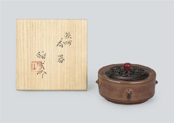 Yaichi Kusube | Incense container in underglaze iron brown (1935 ...