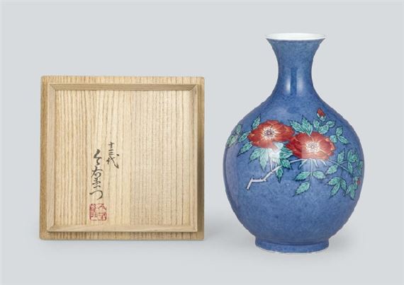 Imaizumi Imaemon | Iro-nabeshima vase with design of rose | MutualArt
