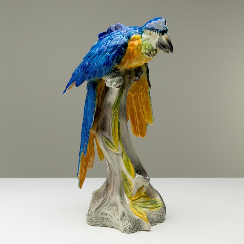 Large | A large Italian ceramic parrot perched on branch (H:49cm ...