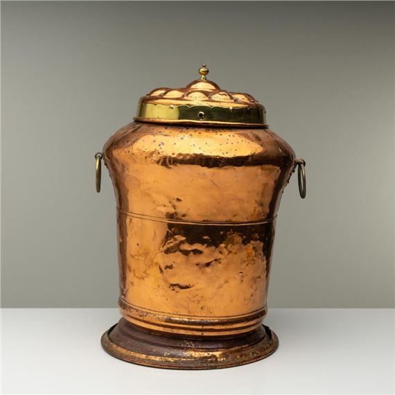 Large | A large lidded copper salt tank (H:58cm | MutualArt