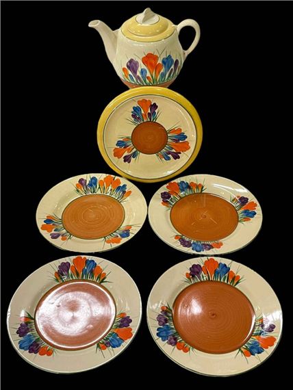 Clarice Cliff | Clarice Cliff Crocus pattern teapot | MutualArt
