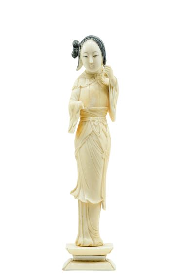 Unknown | ANTIQUE PRE-BAN IVORY CARVED FEMALE FIGURE STATUE | MutualArt