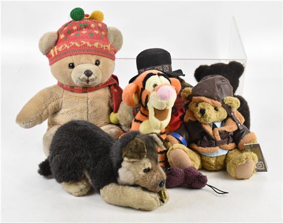 Steiff | a Fruities example | MutualArt