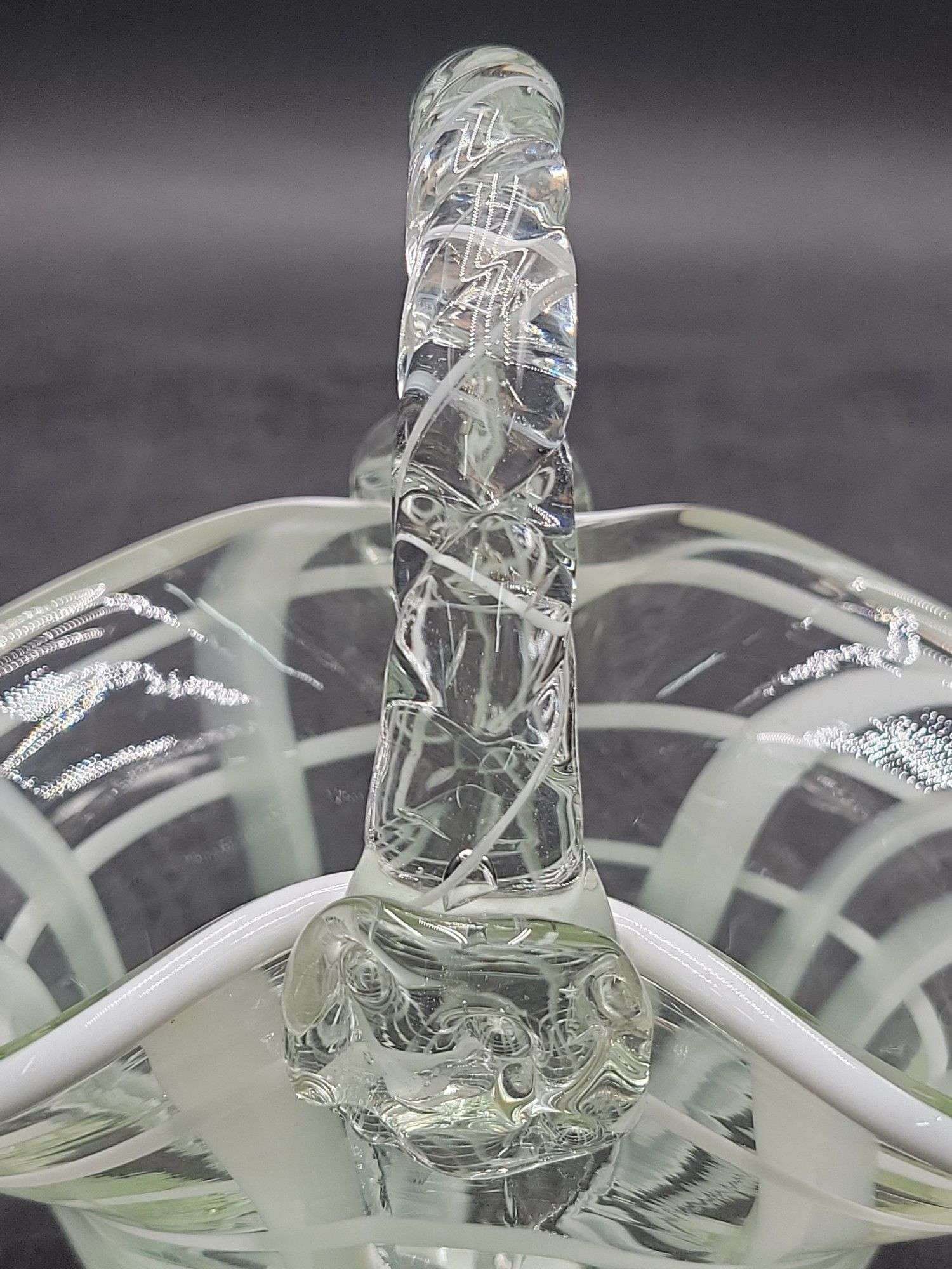 White | P) Unmarked Art Glass Basket | MutualArt