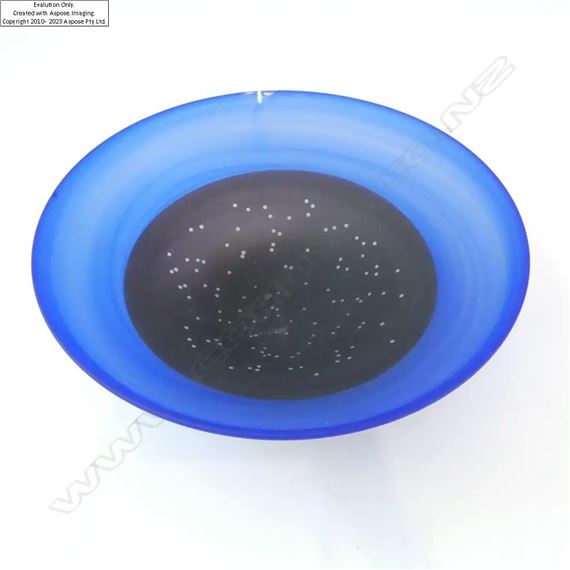 Garry Nash | GARRY NASH ART GLASS BOWL '92 400mm minor fault to rim ...