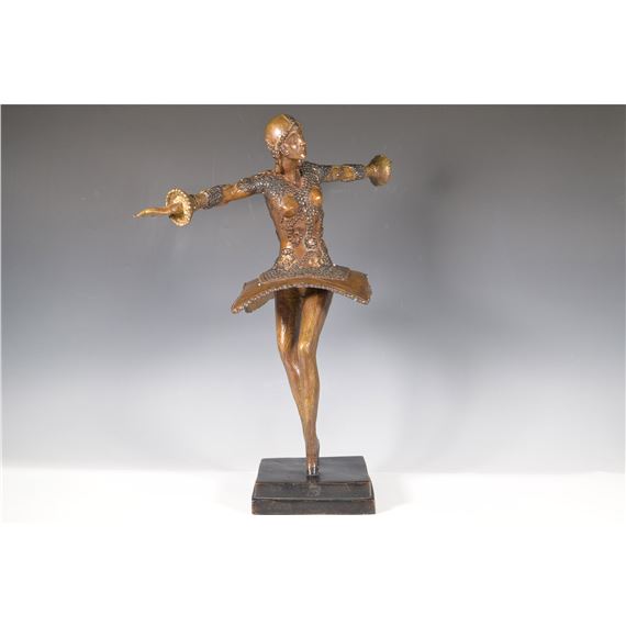 Demétre H. Chiparus | Dancer in a dramatic pose (Early 20th Century ...