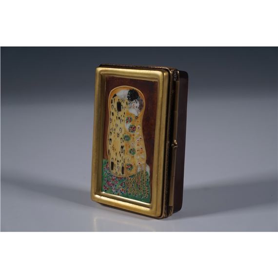 Limoges | Limoges Porcelain Figurine Box, The Kiss by Klimt (20th ...
