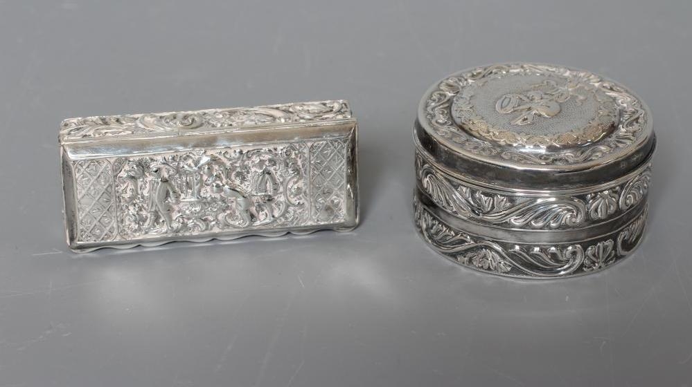 Jacob Samuel | A LATE VICTORIAN CYLINDRICAL BOX AND COVER by Samuel ...