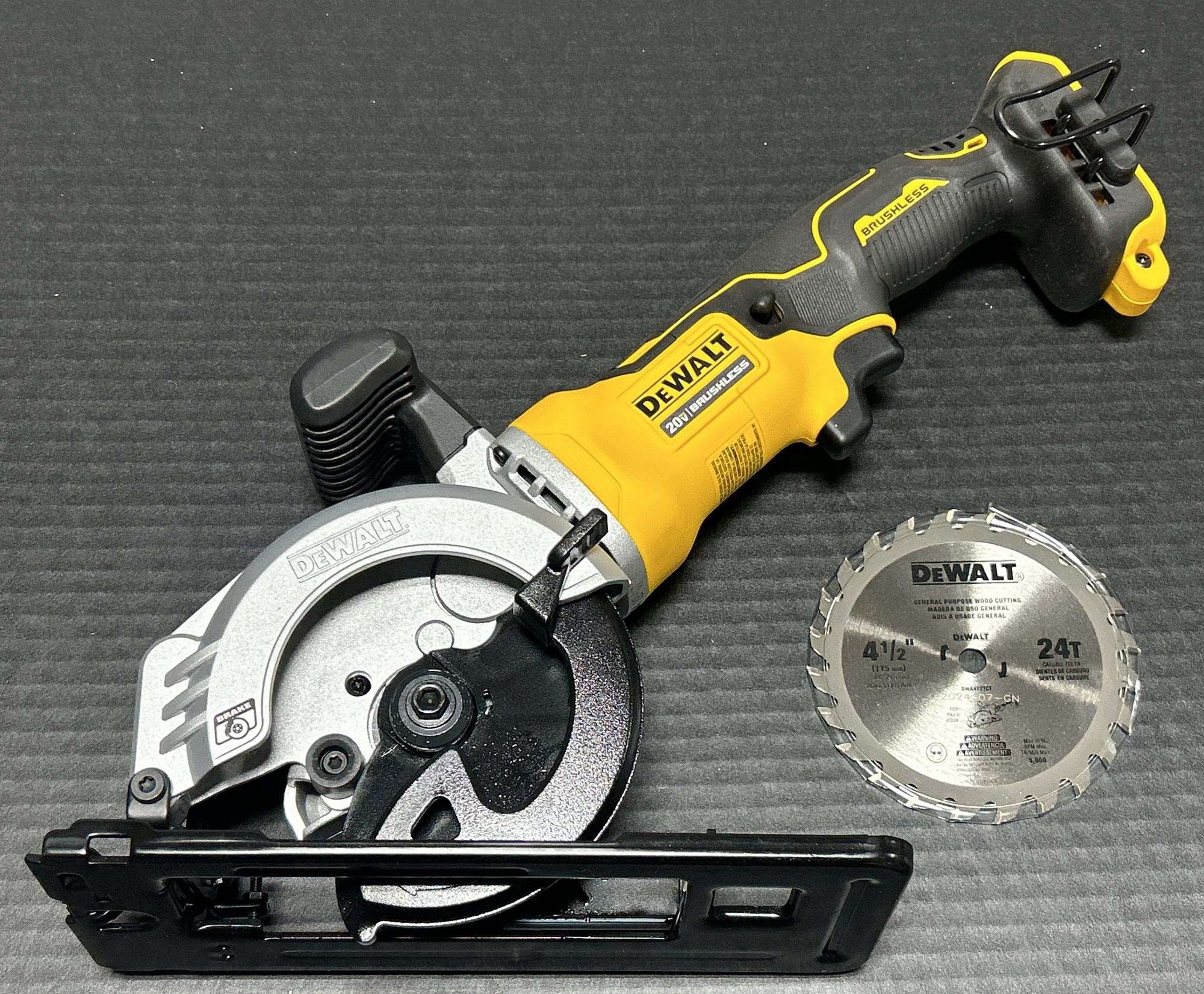 Blade | EZ) DeWalt ATOMIC 20V MAX 4-1/2 Circular Saw | MutualArt
