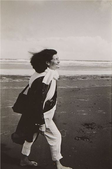 Brian Brake | untitled | MutualArt