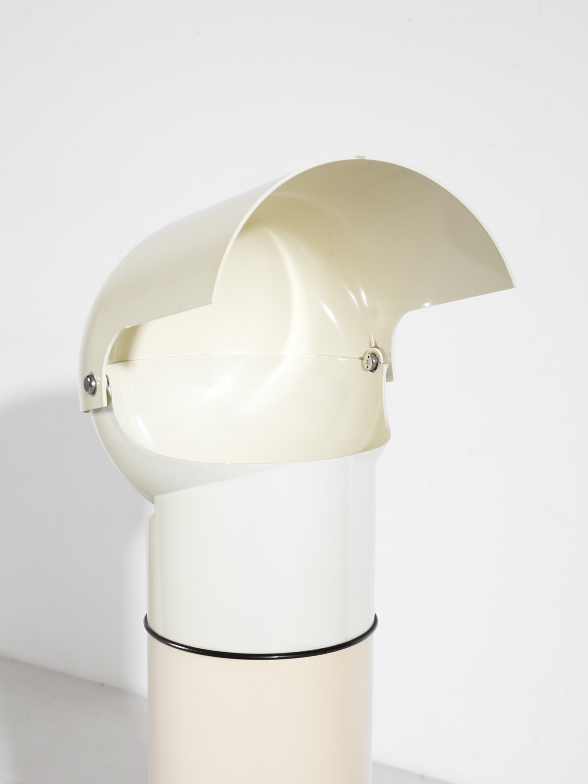 Gae Aulenti | Pileo floor lamp for Artemide, Milan (1972) | MutualArt