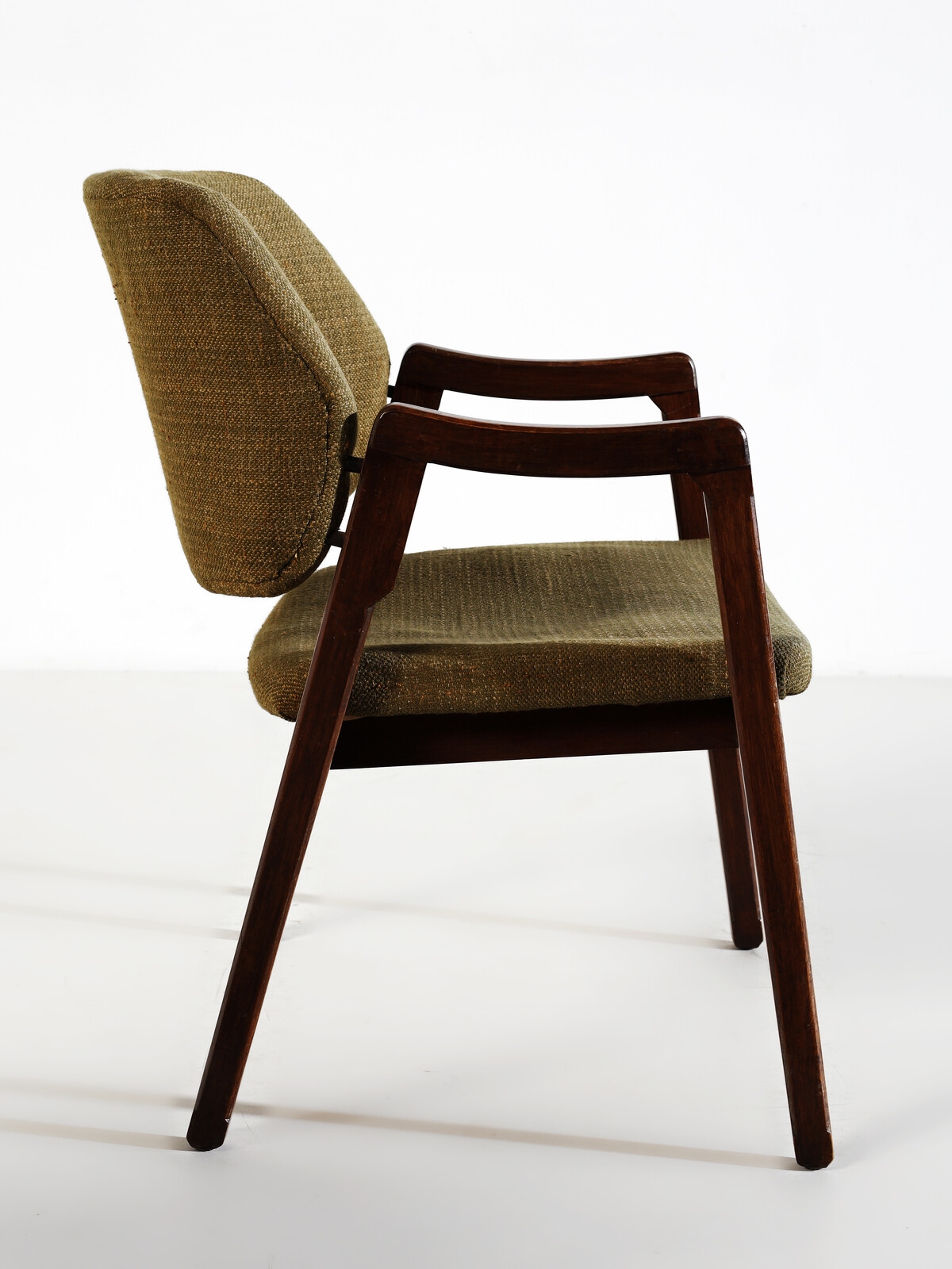 Ico Parisi | Pair of 814 chairs with armrests for Cassina, Meda (1961 ...