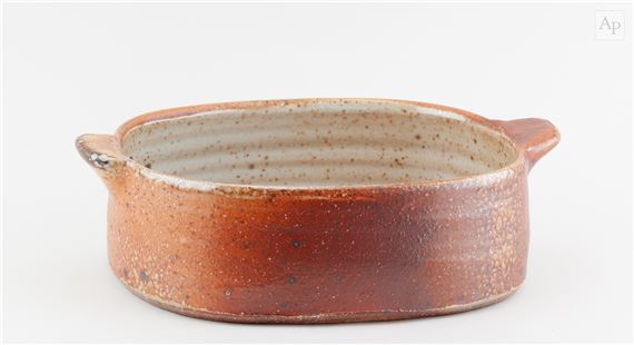Lisa Hammond | impressed LH and pottery marks | MutualArt