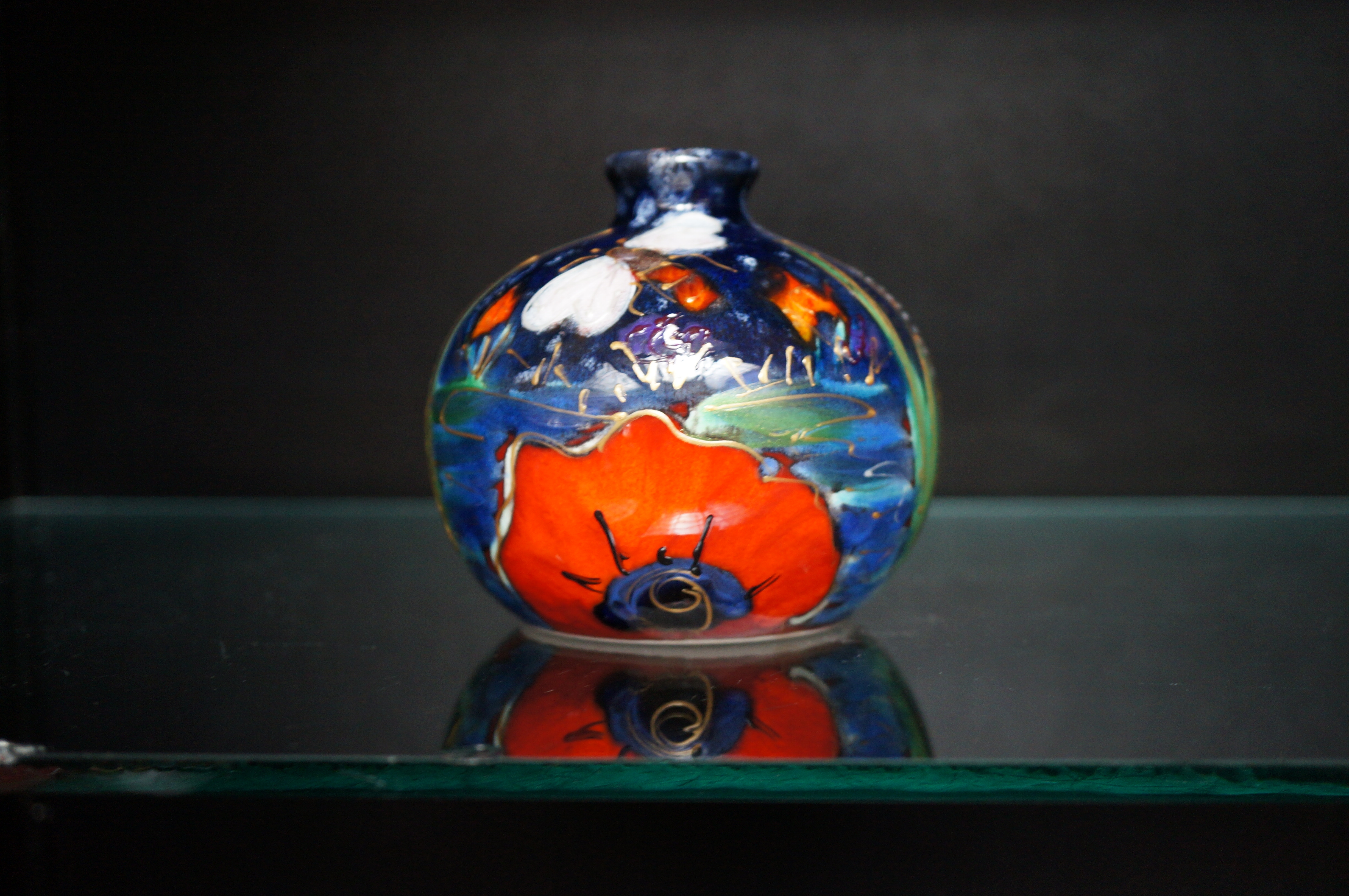 Anita Harris | Anita Harris bee vase signed in gold | MutualArt