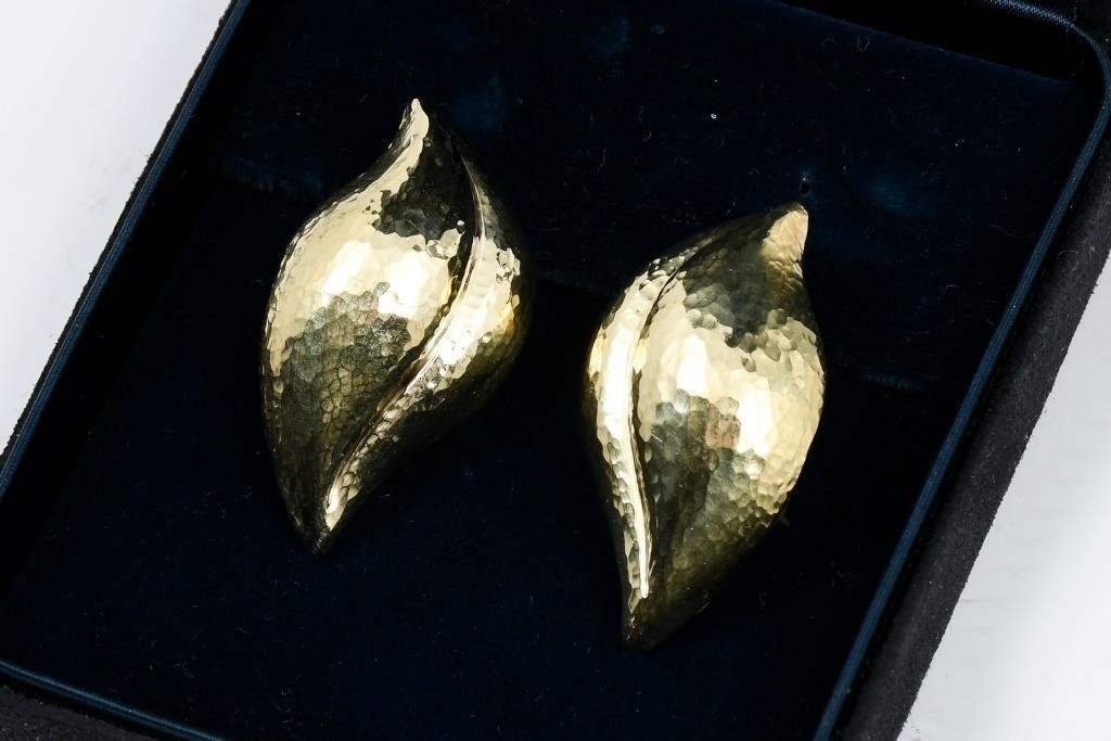 Paloma Picasso | CLASSIC PALOMA PICASSO 18K TIFFANY EARRINGS (Circa ...