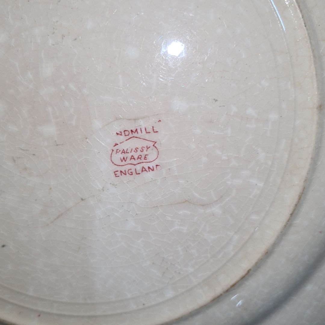 White | Mixed lot of vintage, including Palissy Ware England. Featuring ...