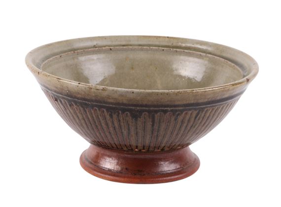 Richard Batterham | A Studio Pottery footed bowl | MutualArt