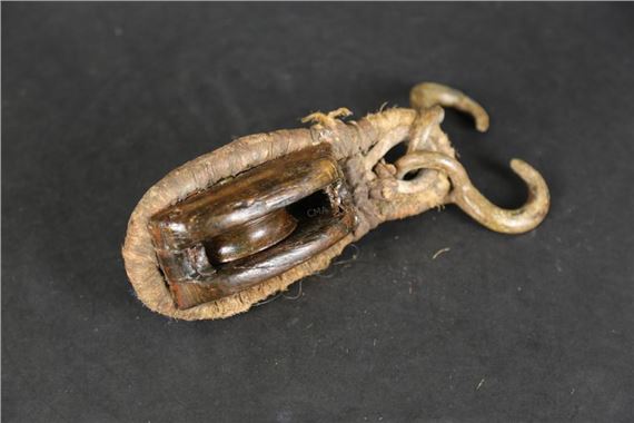 Block | An early timber cat block | MutualArt