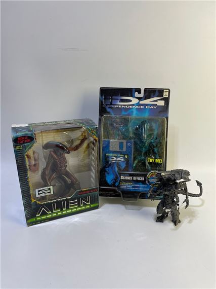 Alien | Alien and Independence Day Figures | MutualArt