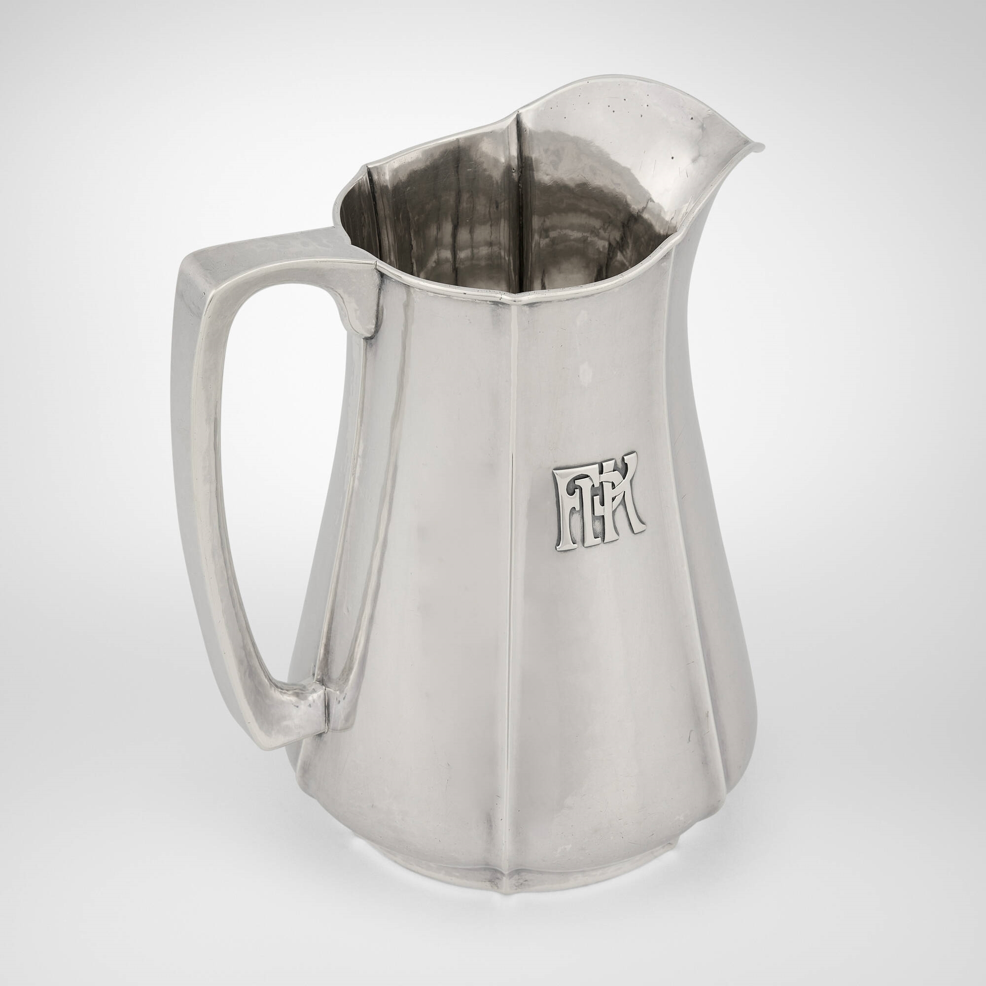 The Kalo Shop | Fluted pitcher (1912 - 1916) | MutualArt