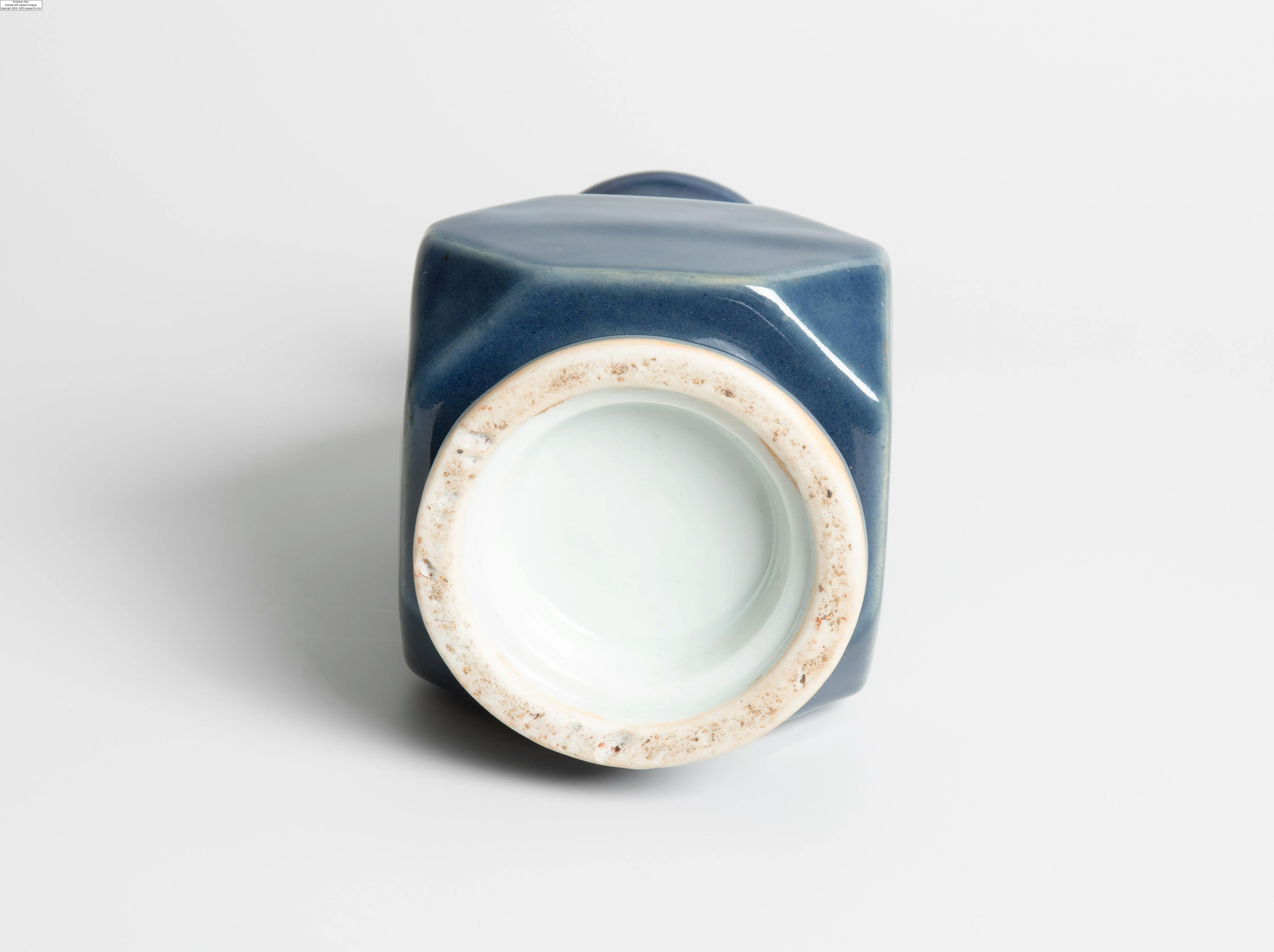 Chinese School | Vase (20) | MutualArt